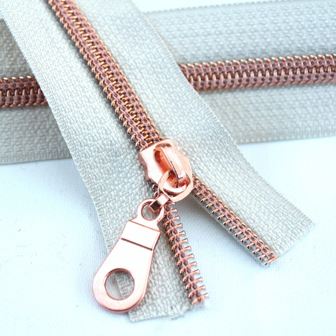 Size #5 Beige Zipper by the Yard With Rose Gold Coil - 5 Yards & 15 ...