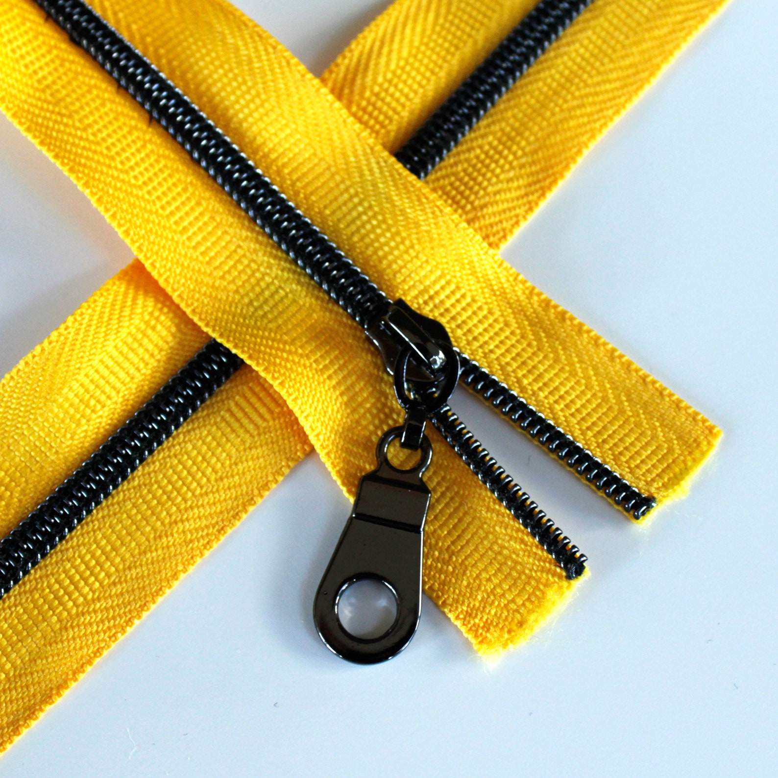 Size 3 Sunflower Yellow Zipper With Gunmetal Coil 5 Yards & - Etsy