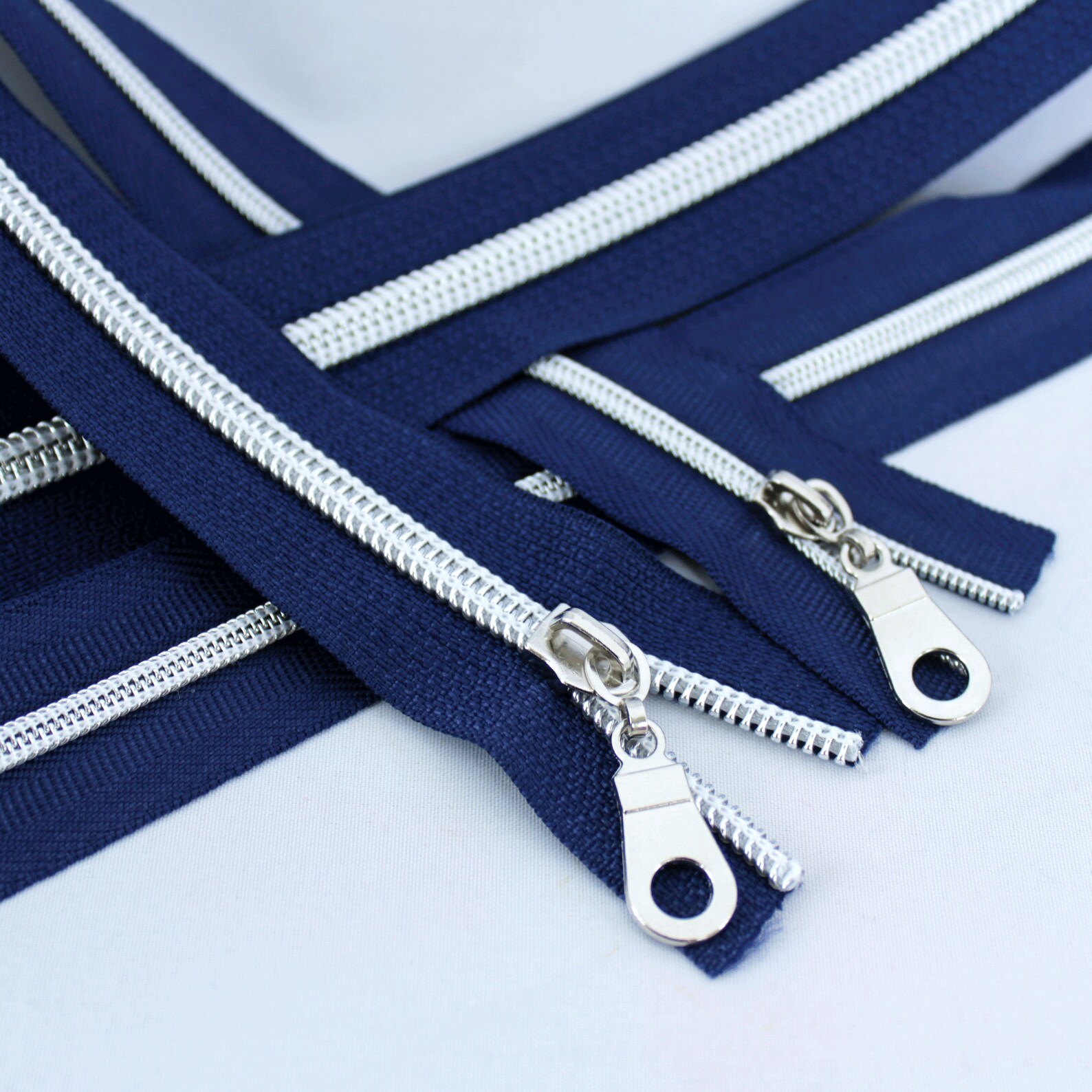 Size 3 Navy Blue Zipper With Silver Coil 5 Yards & 15 - Etsy