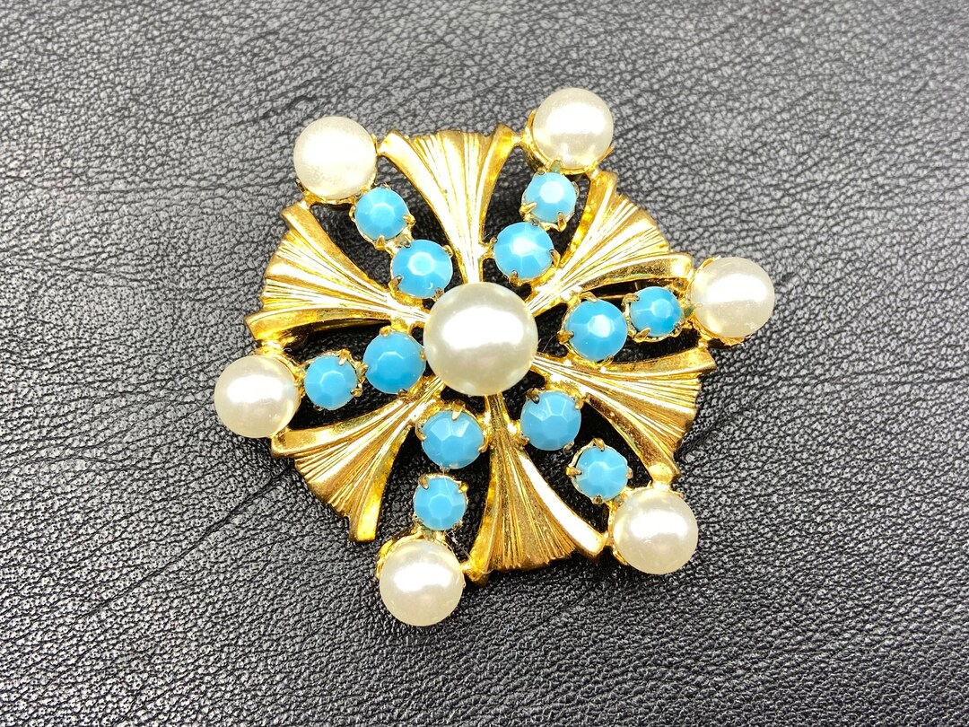 Vintage Brooch With Turquoise Glass and With Fake Pearls. - Etsy