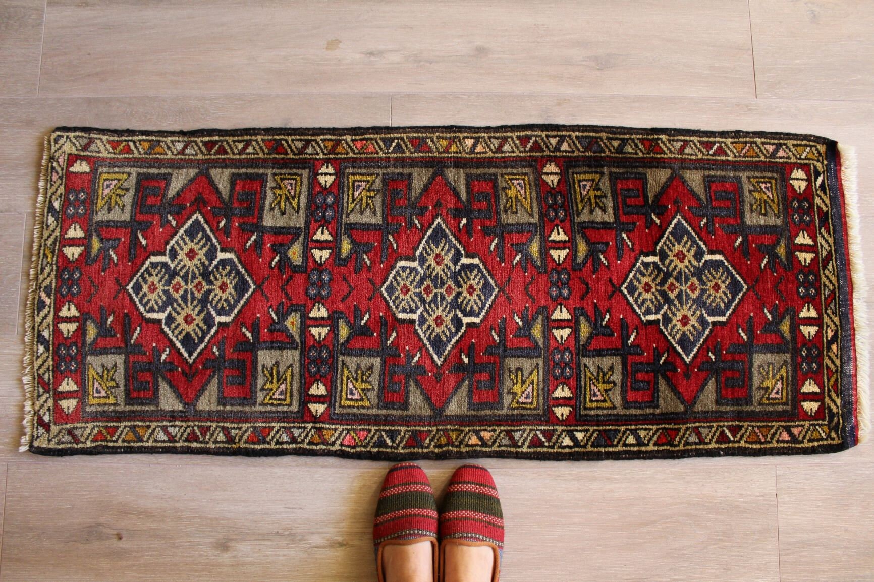 60 Year Old Yoruk Carpet / Vintage, Authentic, Ethnic, Handwoven ...