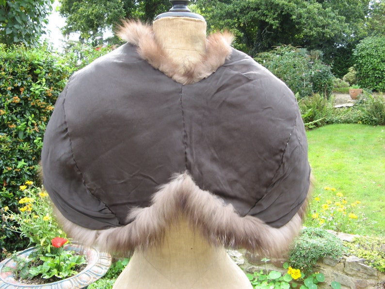 A Beautiful Vintage French Silver Fox Fur Shoulder | Etsy