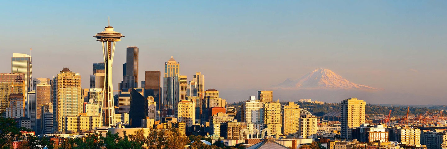 Seattle Skyline Panorama at Sunset as Seen From Kerry Park, Seattle, Wa ...