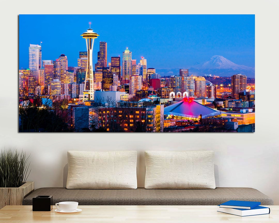 Seattle Skyline Panorama at Sunset as Seen From Kerry Park, Seattle, Wa ...