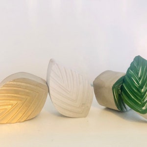 Leaf Shaped Concrete Drawer Knob/pull Painted. - Etsy