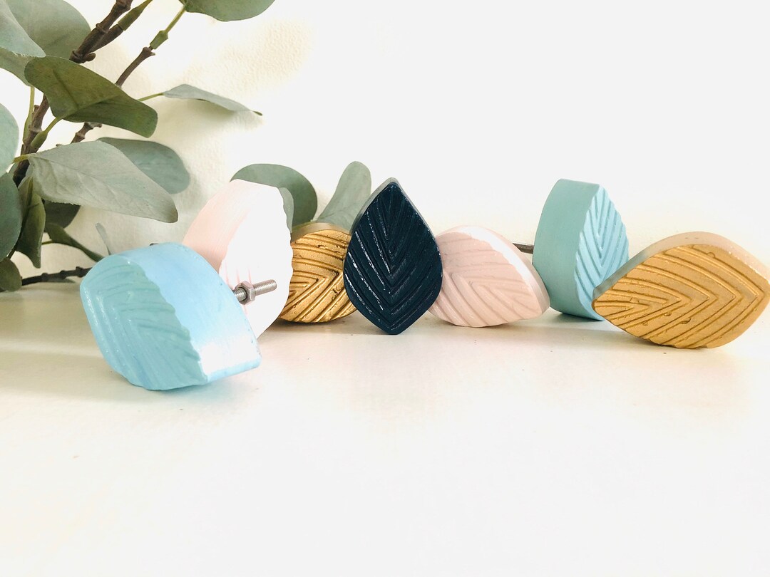 Leaf Shaped Concrete Drawer Knob/pull Painted. - Etsy