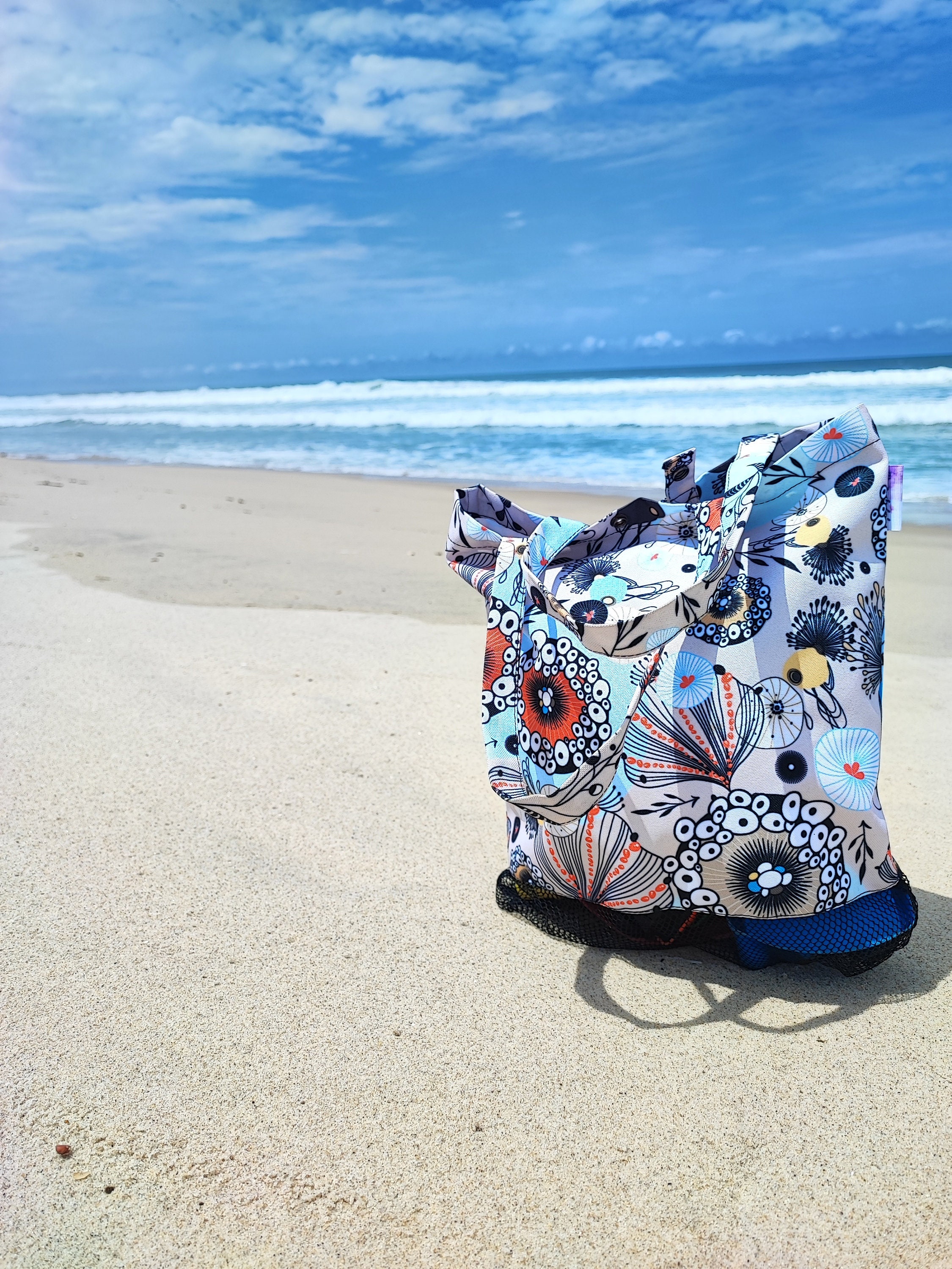 Kids Beach Bag for Collecting Shells, Print Beige Mesh Bag for Pool and ...