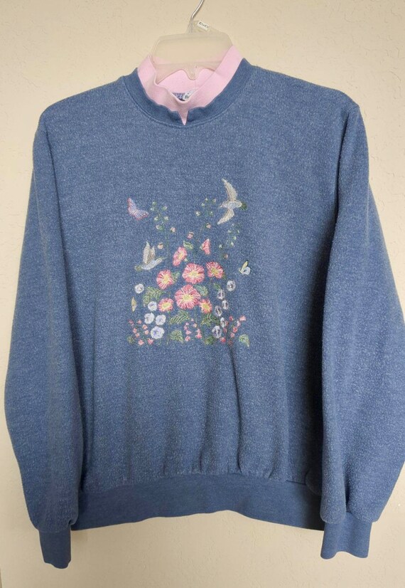 Vintage embroidered hummingbird grandma sweater fits … - Gem