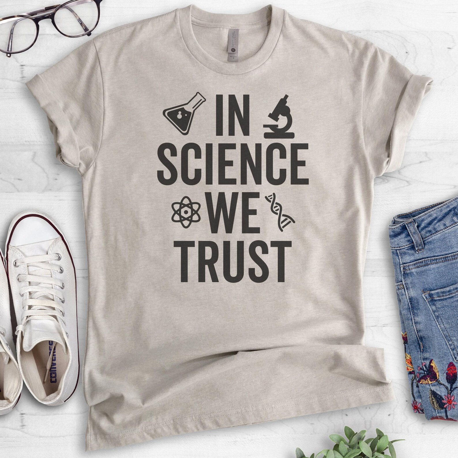 In Science We Trust T-shirt, Ladies Unisex Crewneck Shirt, Cute Science ...