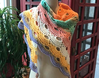Crochet virus shawl scarf with tassels in Strawberry Kiwi | Etsy