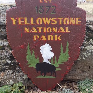 Yellowstone National Park Arrowhead Shield - Etsy