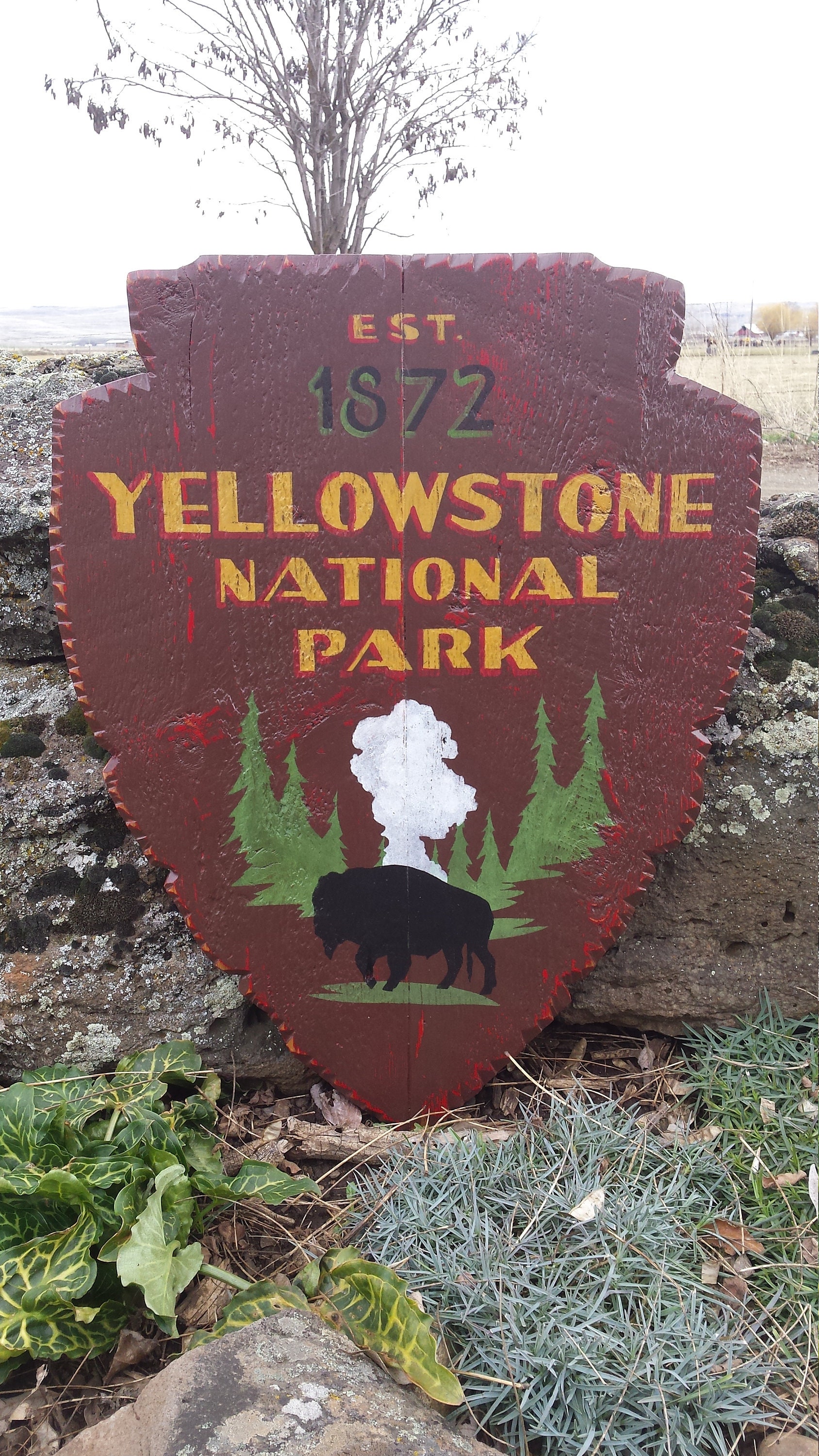 Yellowstone National Park Arrowhead Shield - Etsy