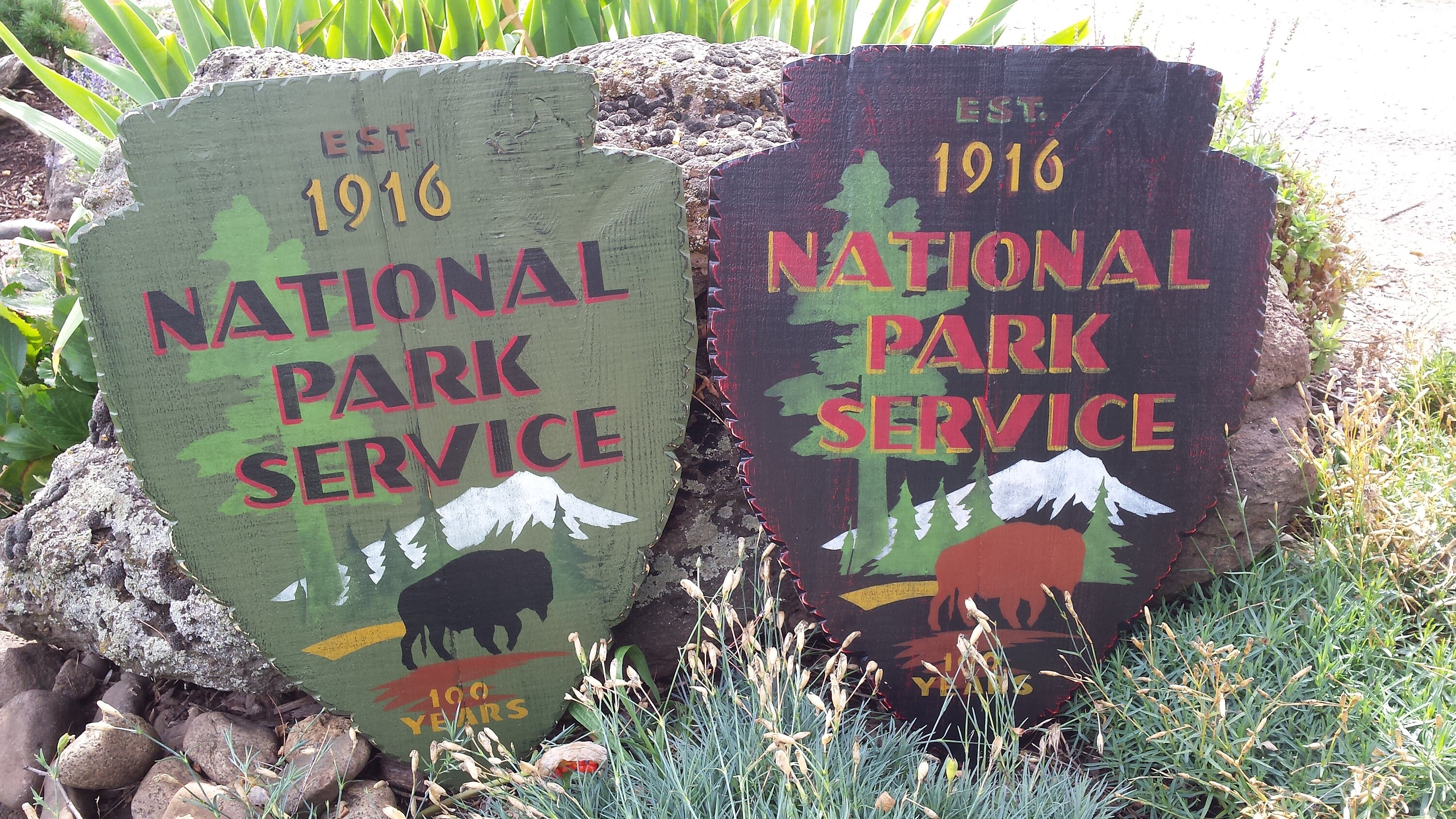 National Park Service Arrowhead, National Parks, Vintage Sign, Lodge ...