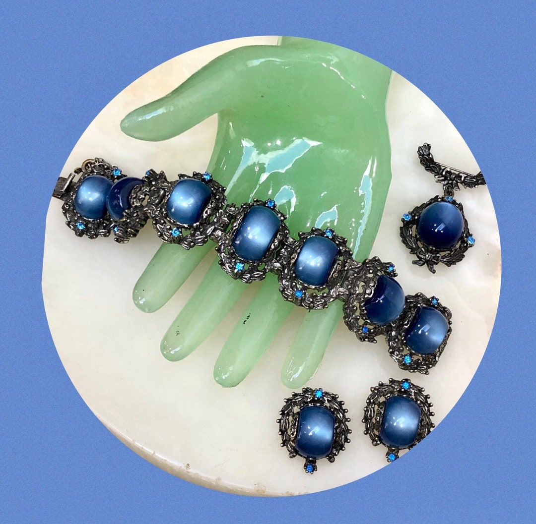 VTG 1950s BLUE Acrylic MOONSTONE Full Parure - Etsy