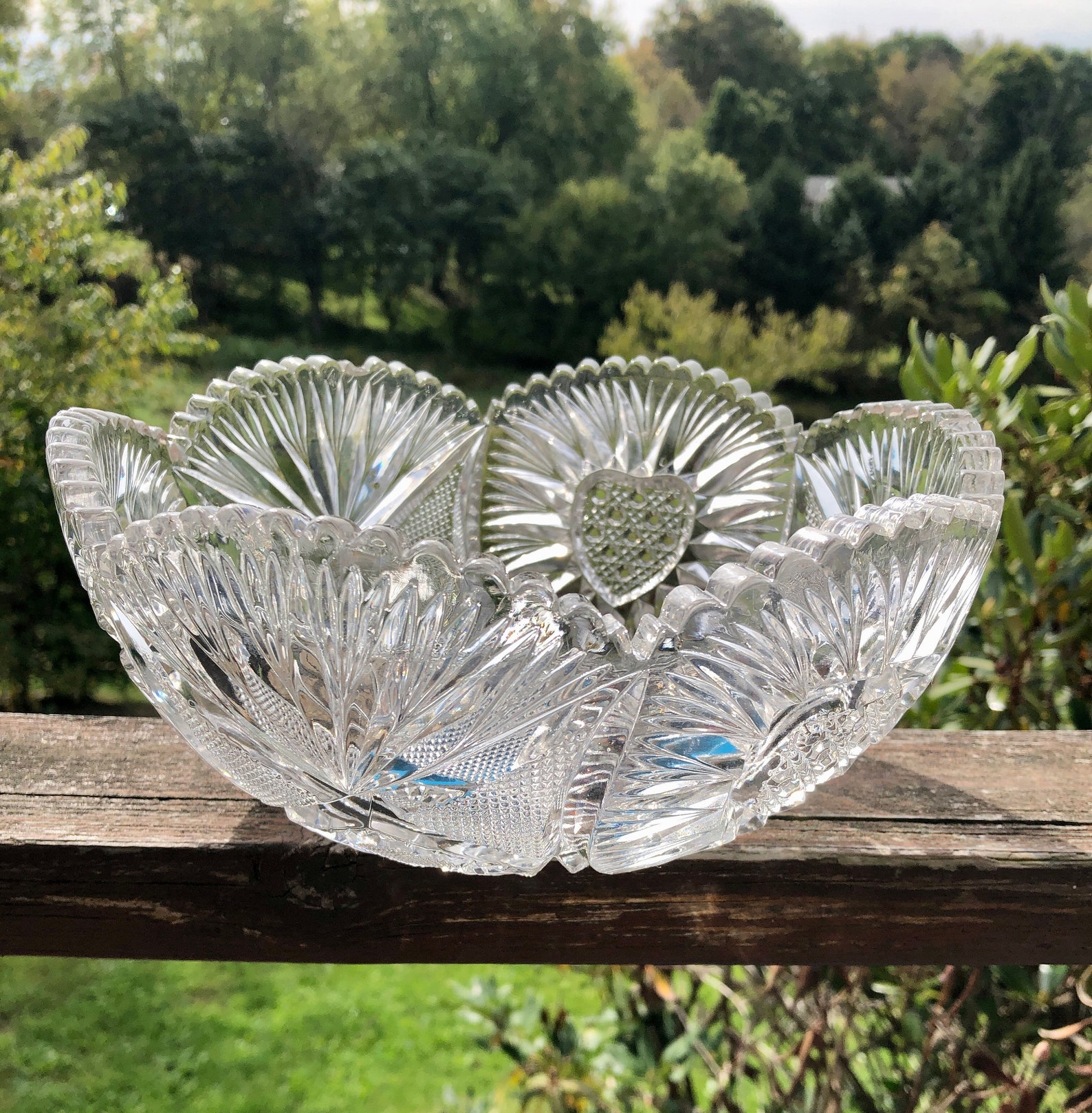 Victorian EAPG Press Cut CRYSTAL Fruit Bowl W/hearts - Etsy