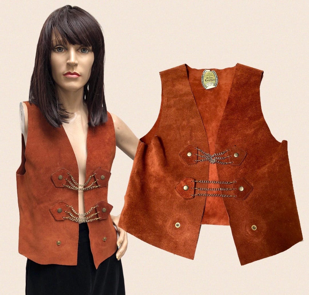 VTG 1970s SUEDE Hippie Vest W/swag CHAIN Front - Etsy