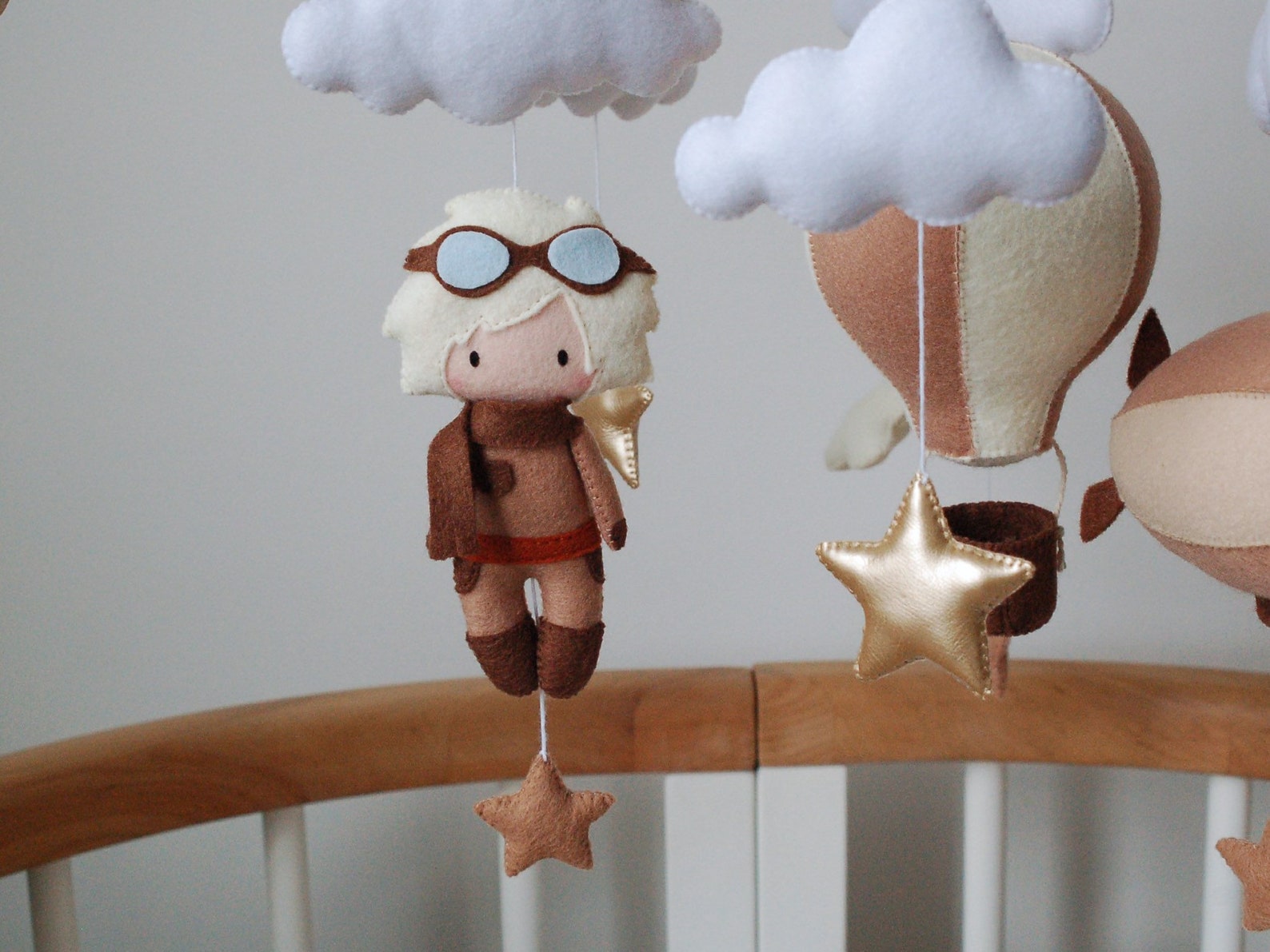 Pilot Baby Mobile: Felt Airplane, Air Balloon, Stars Nursery Decor - Etsy