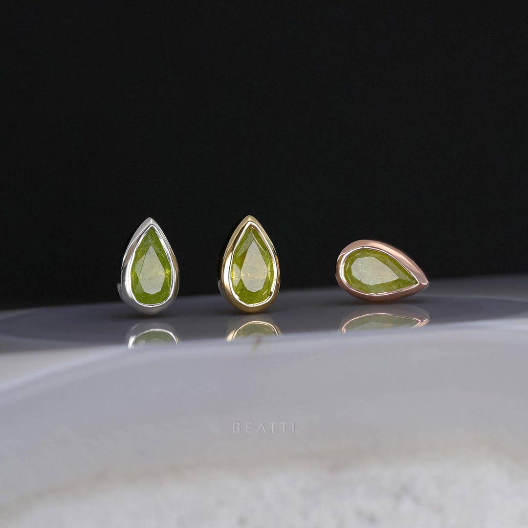 NEW ‣ Jade II • Vasonite Threadless Stud • Gemstone Piercing • Flat ...