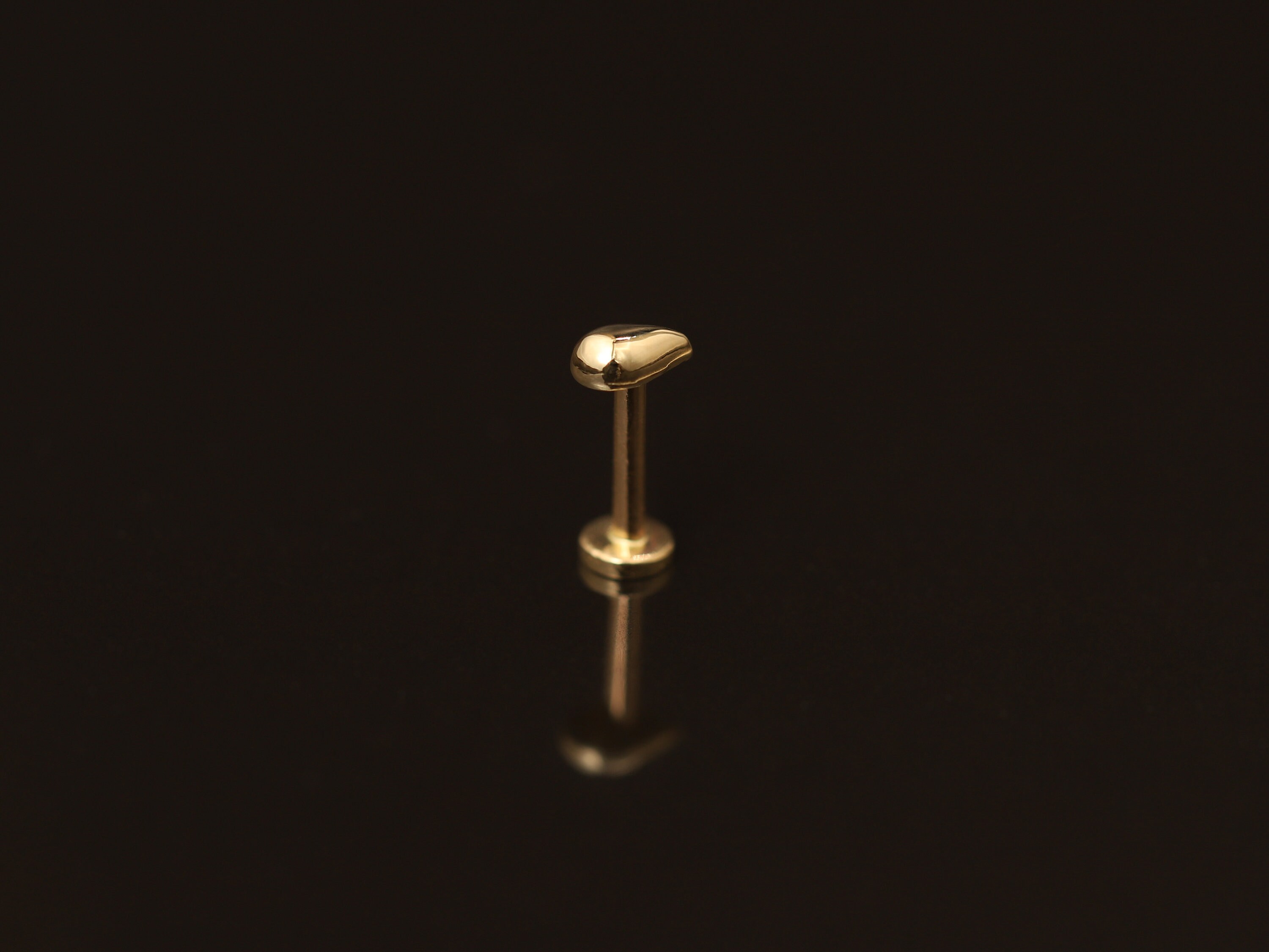 NEW 14K Solid Gold Dainty Teardrop Labret Stud 18G 14K - Etsy