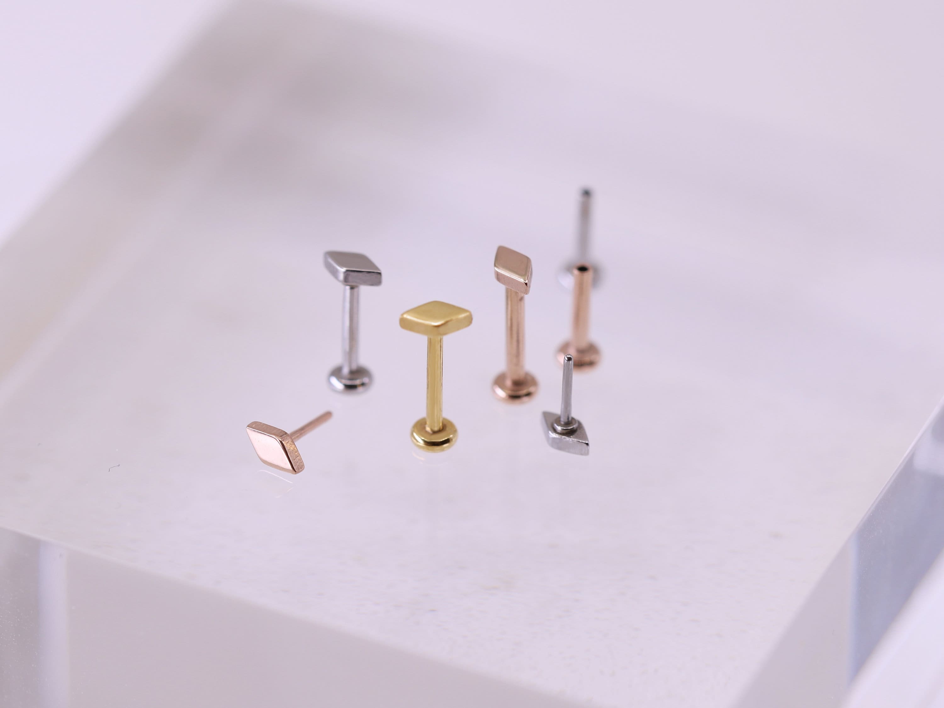NEW BEATTI Tiny Flatdiamond Threadless Push Pin Labret Stud - Etsy
