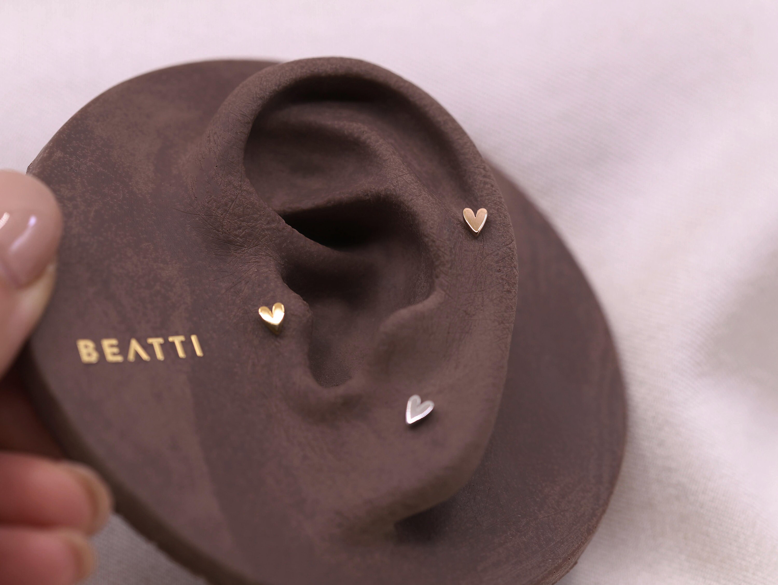 BEATTI Darling Heart Threadless Push Pin Labret Stud Mini - Etsy