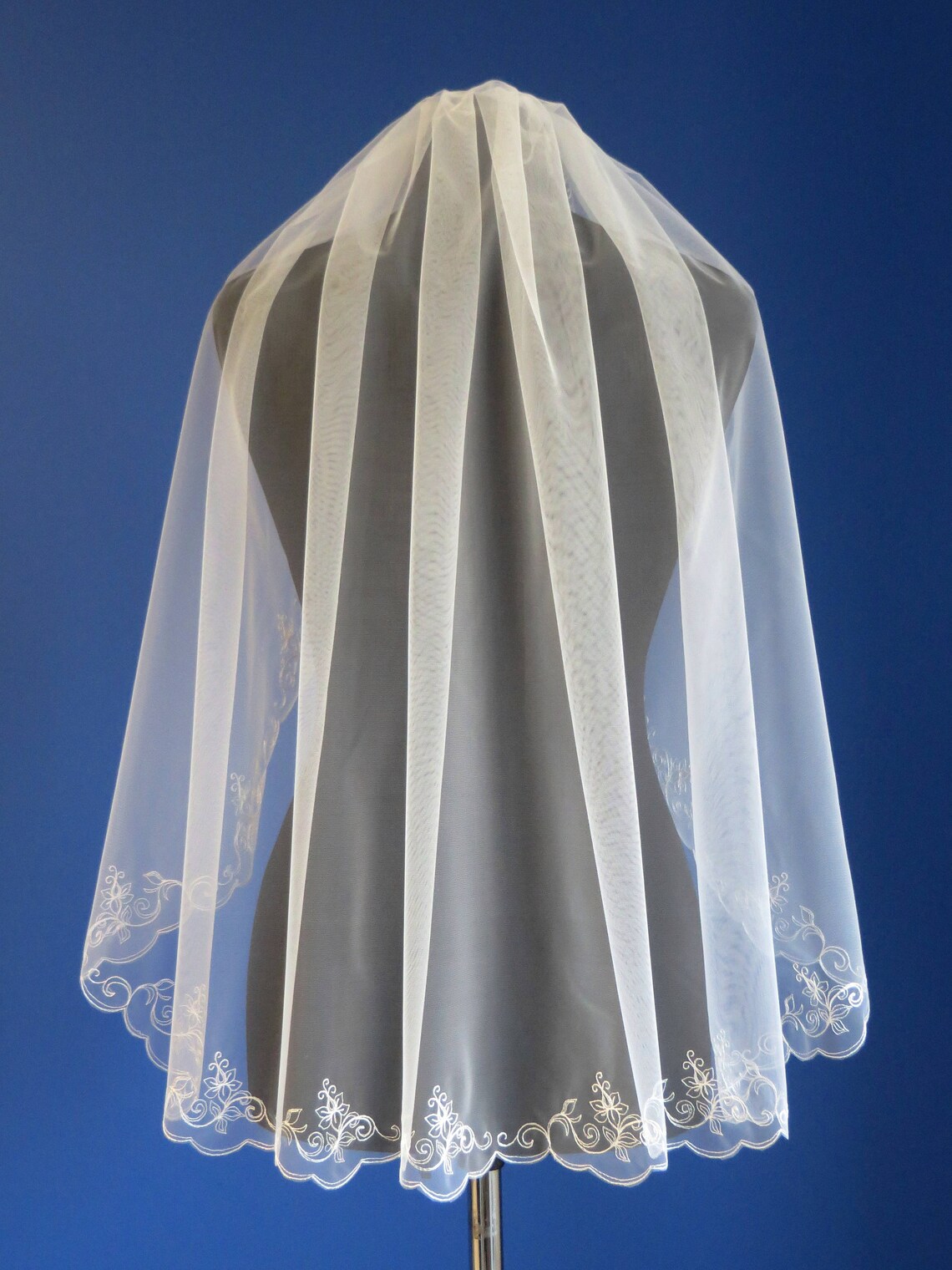 Custom Veil With Embroidered Edge One Tier Veil Flower Lace - Etsy