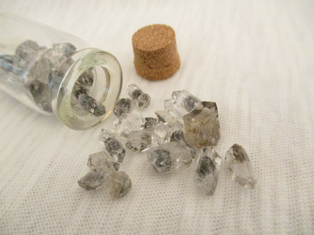 Quartz Crystal in A Clear Glass Jar 9860x - Etsy
