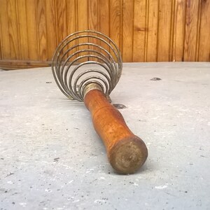 Vintage Spring Whisk/Wire Whisk with Wood Handle/Vintage Wire | Etsy