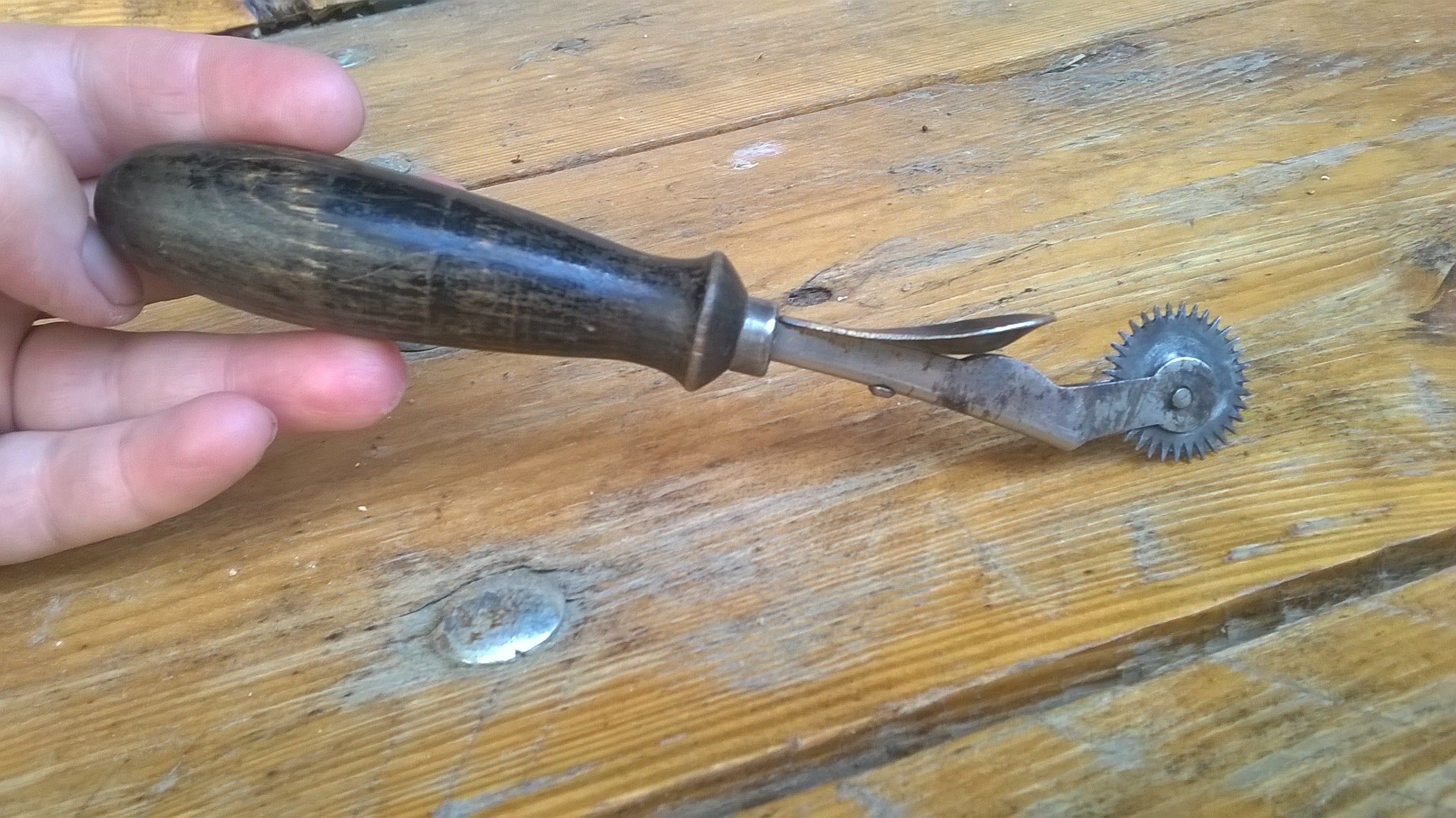 Vintage Tracing Wheels Stitch Marker Tools/leather Craft Tool - Etsy