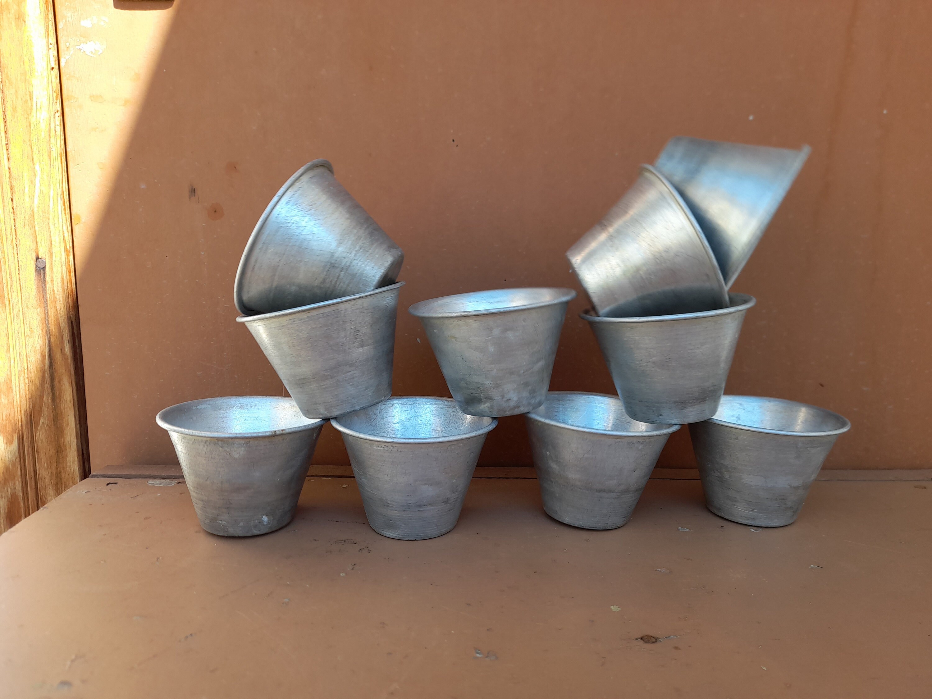 Aluminum Cups / Set of 10 / Vintage 1970s - Etsy