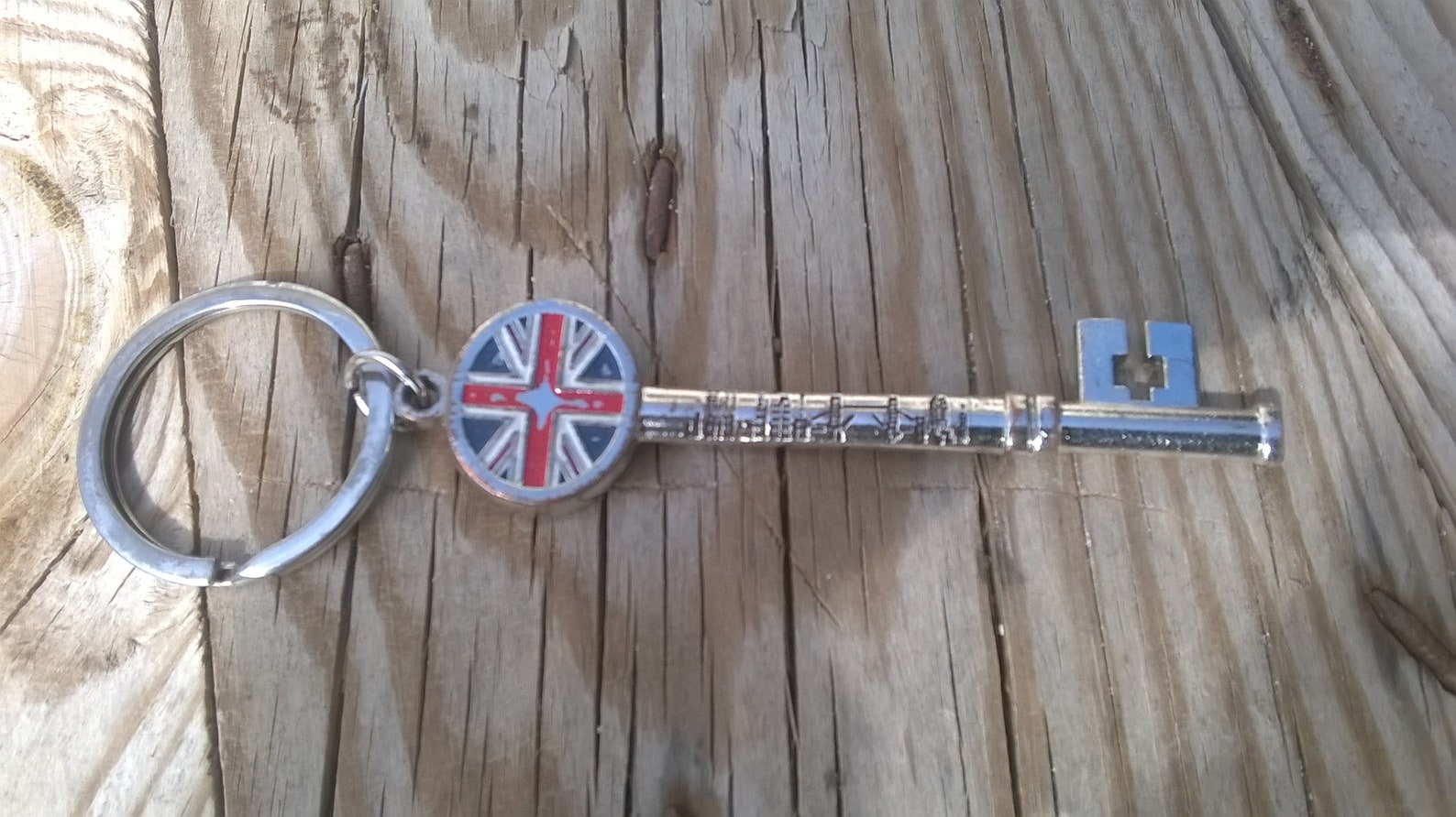 Vintage Metal Keychain London/old Key Holder England/silver Plated Key ...