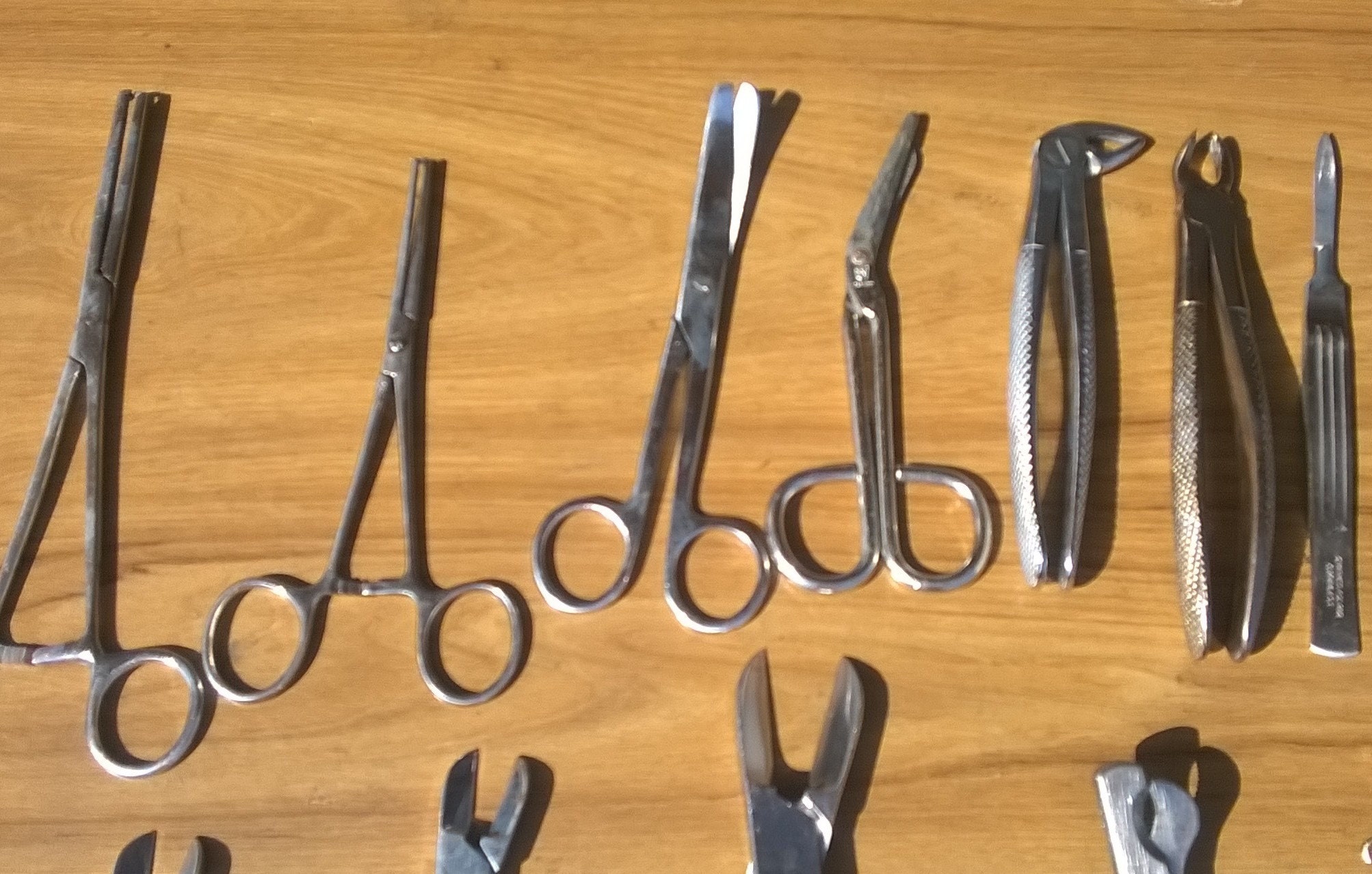 Vintage Surgical and Dental Instruments/set of 13 Surgical Instruments ...