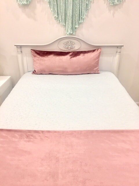 Double-sided Rose Pink Velvet Bed Runner: Handmade Bed Scarf - Etsy