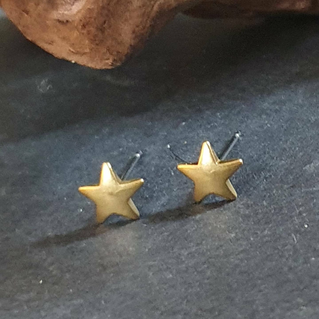 Pendientes de tuerca de estrella de latón pendientes de - Etsy España