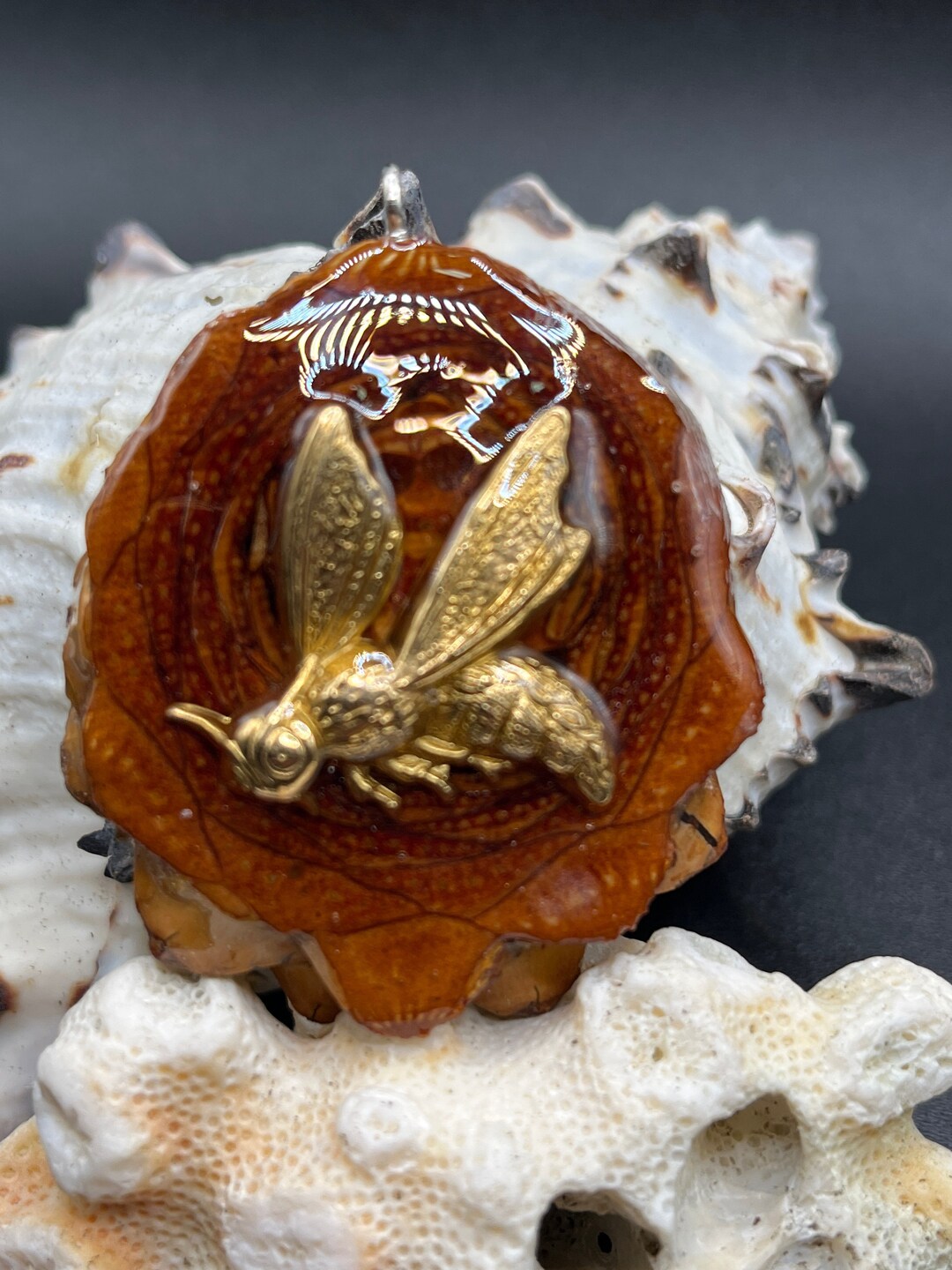 Queen Bee Pinecone Pendant - Etsy