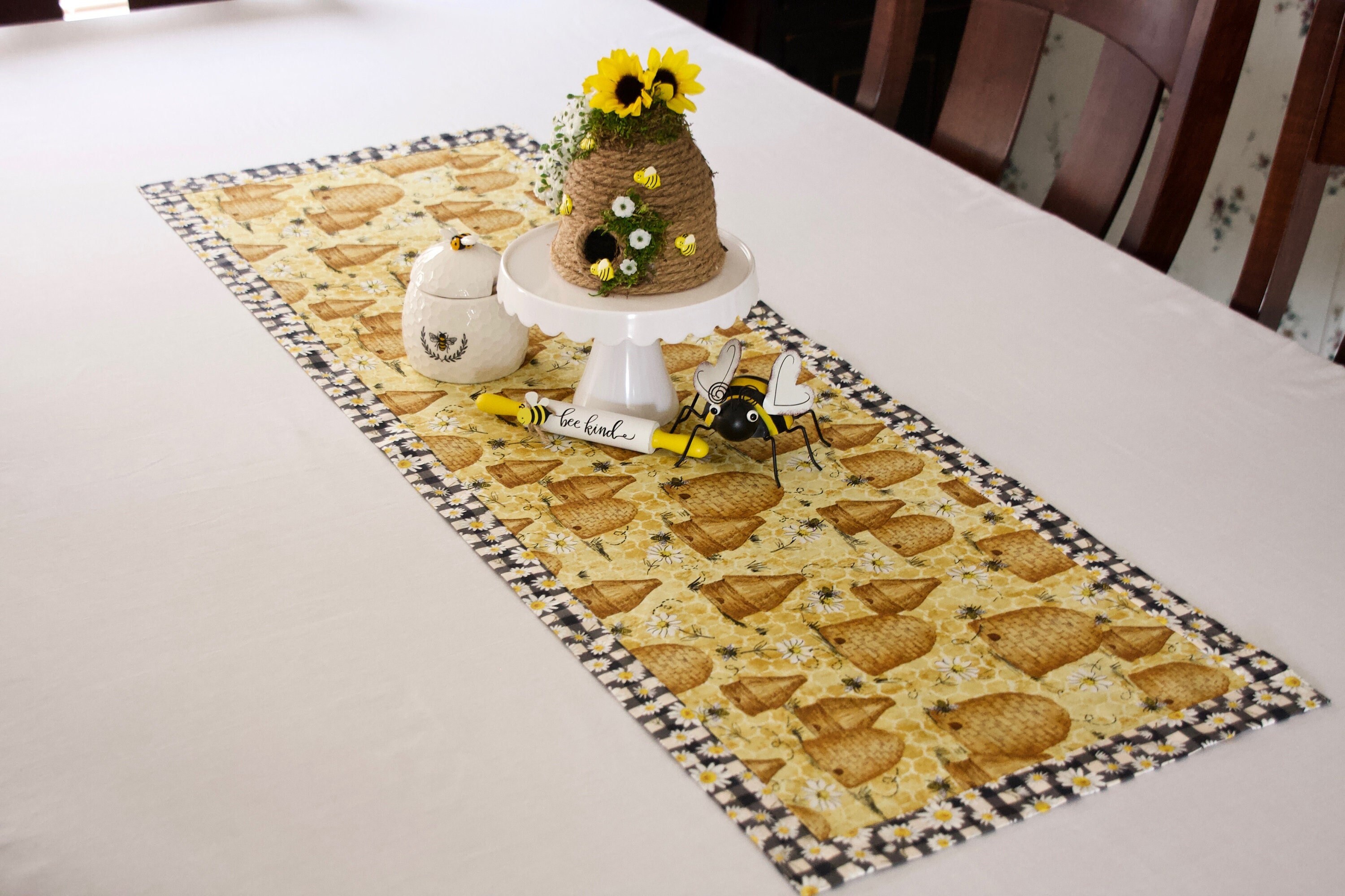 Bee Table Runner Honey Bee Table Runner Bee Table Decor - Etsy