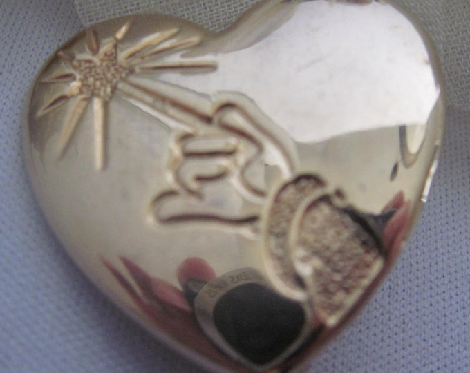 Vintage Etched Micky Mouse Arm and Wand Brooch Pin, Disney, Gold, Heart ...
