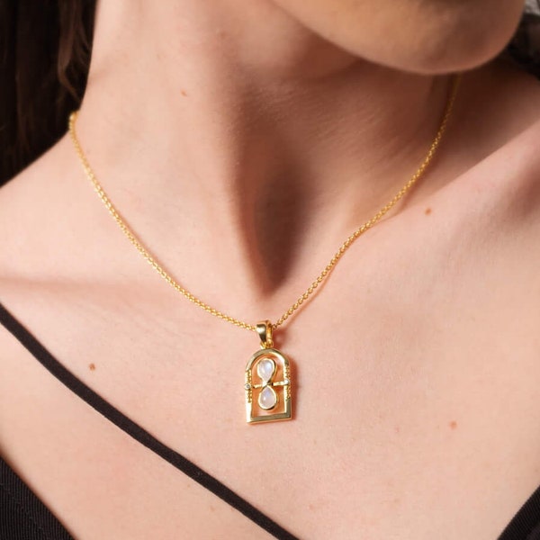 Hourglass Pendant - Etsy