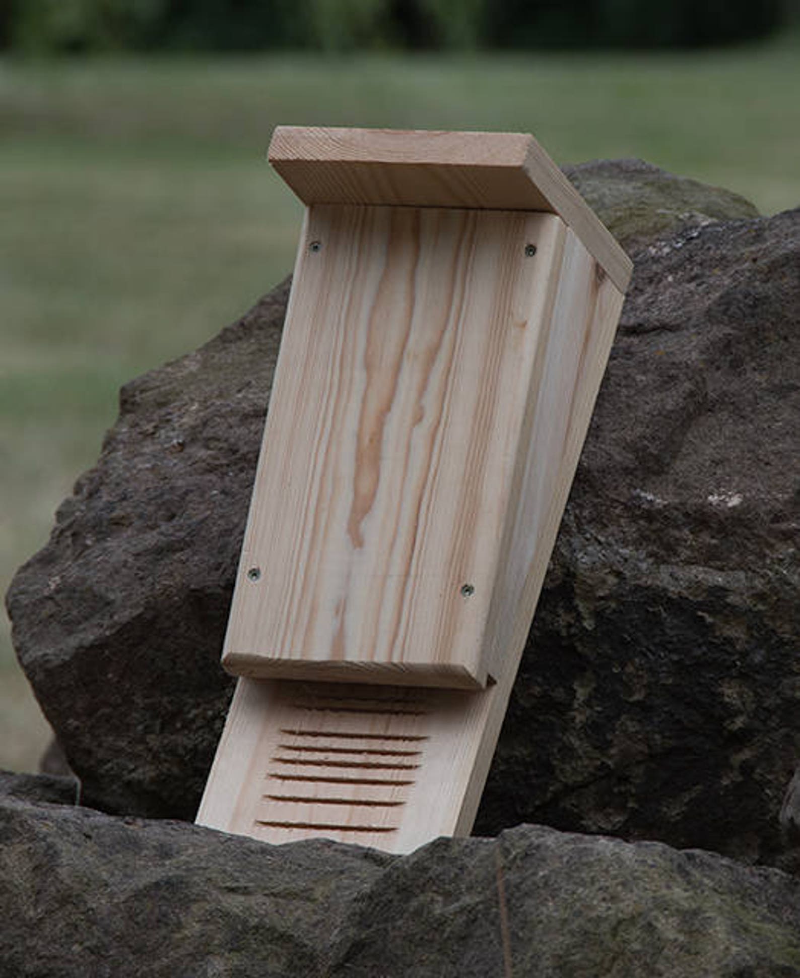 Bat Nesting Box - Etsy