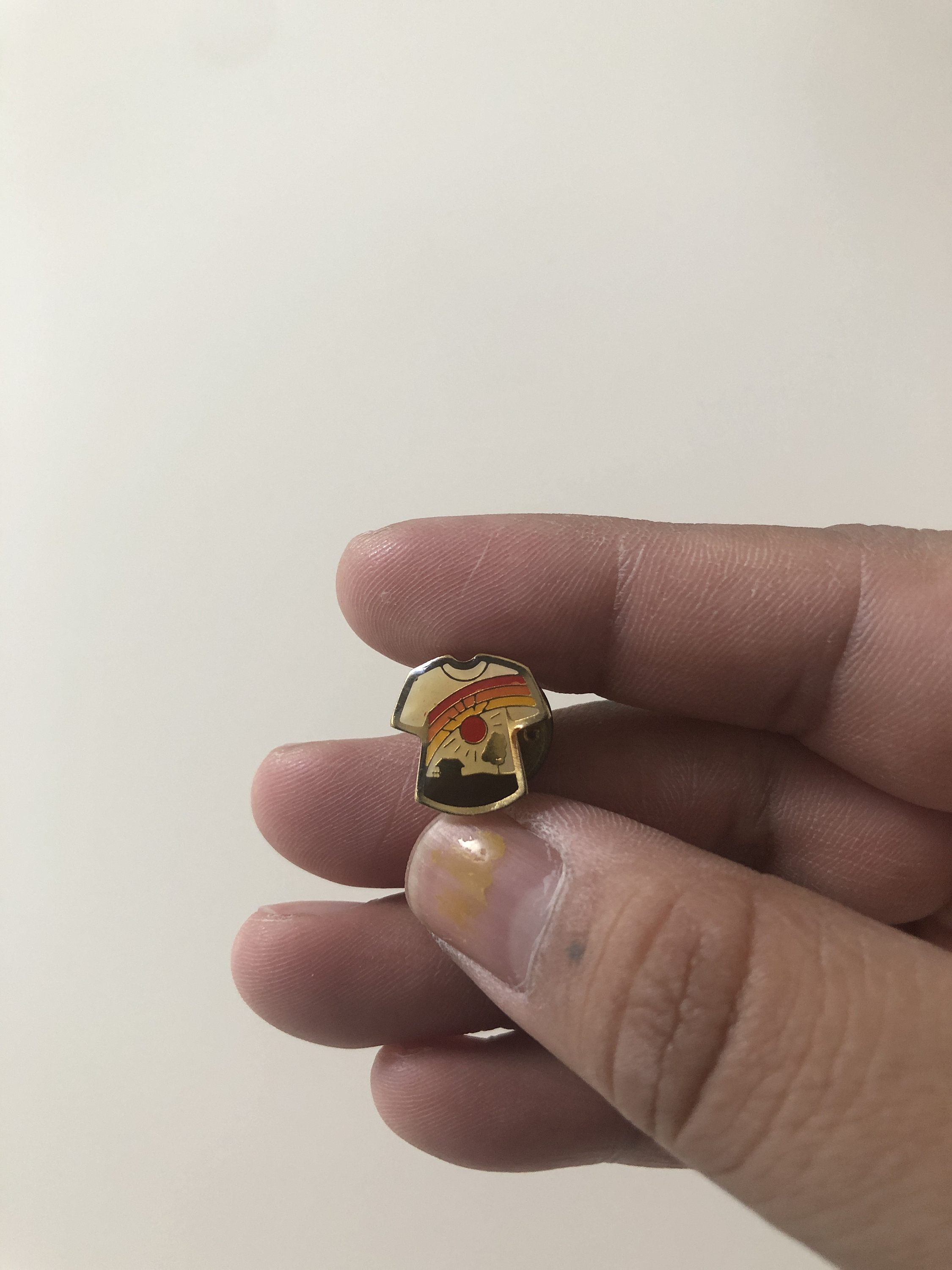 Vintage T-shirt Enamel Lapel Pin - Etsy