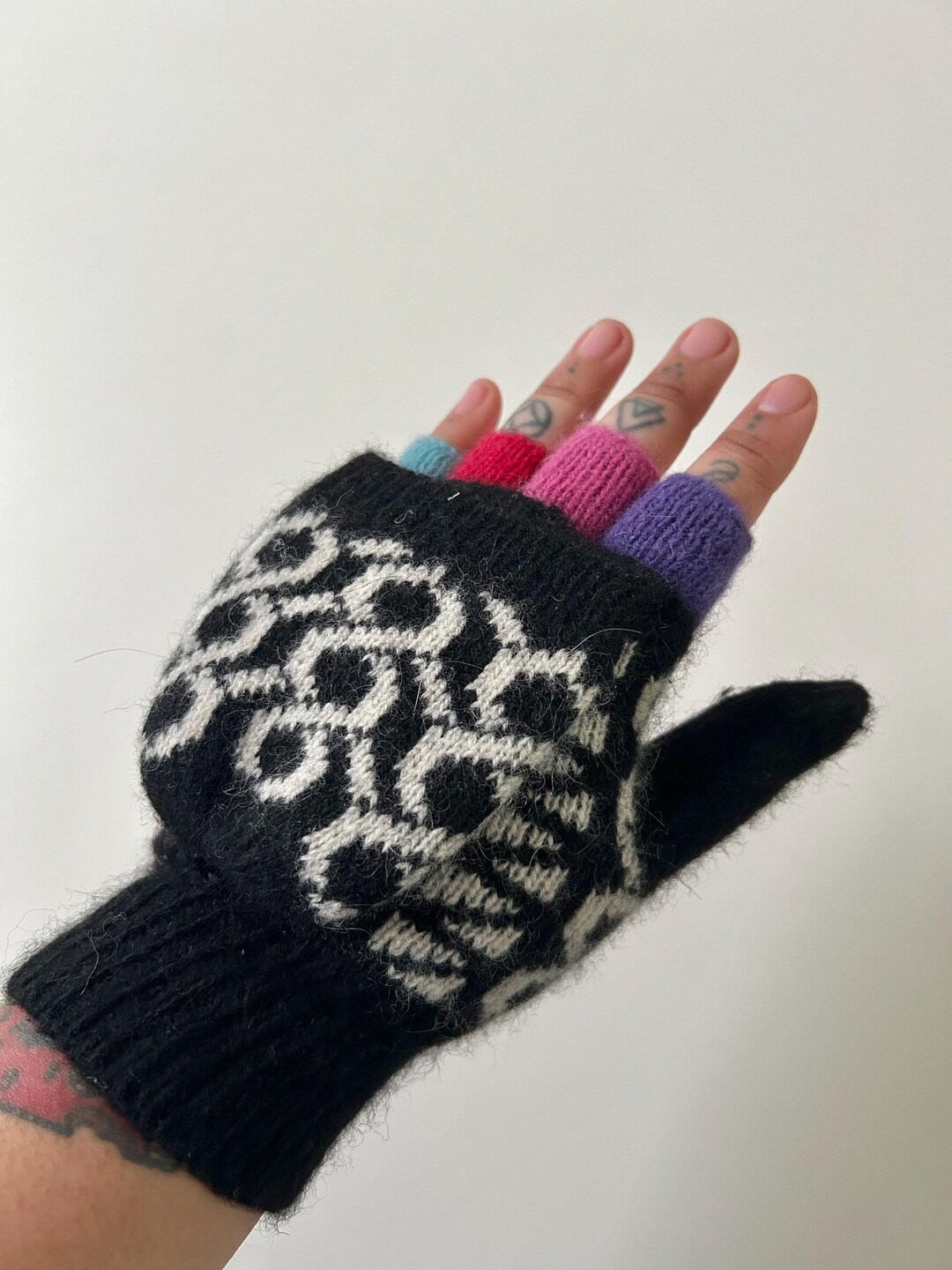 Modern Geometric Black and White Fingerless Mittens - Etsy