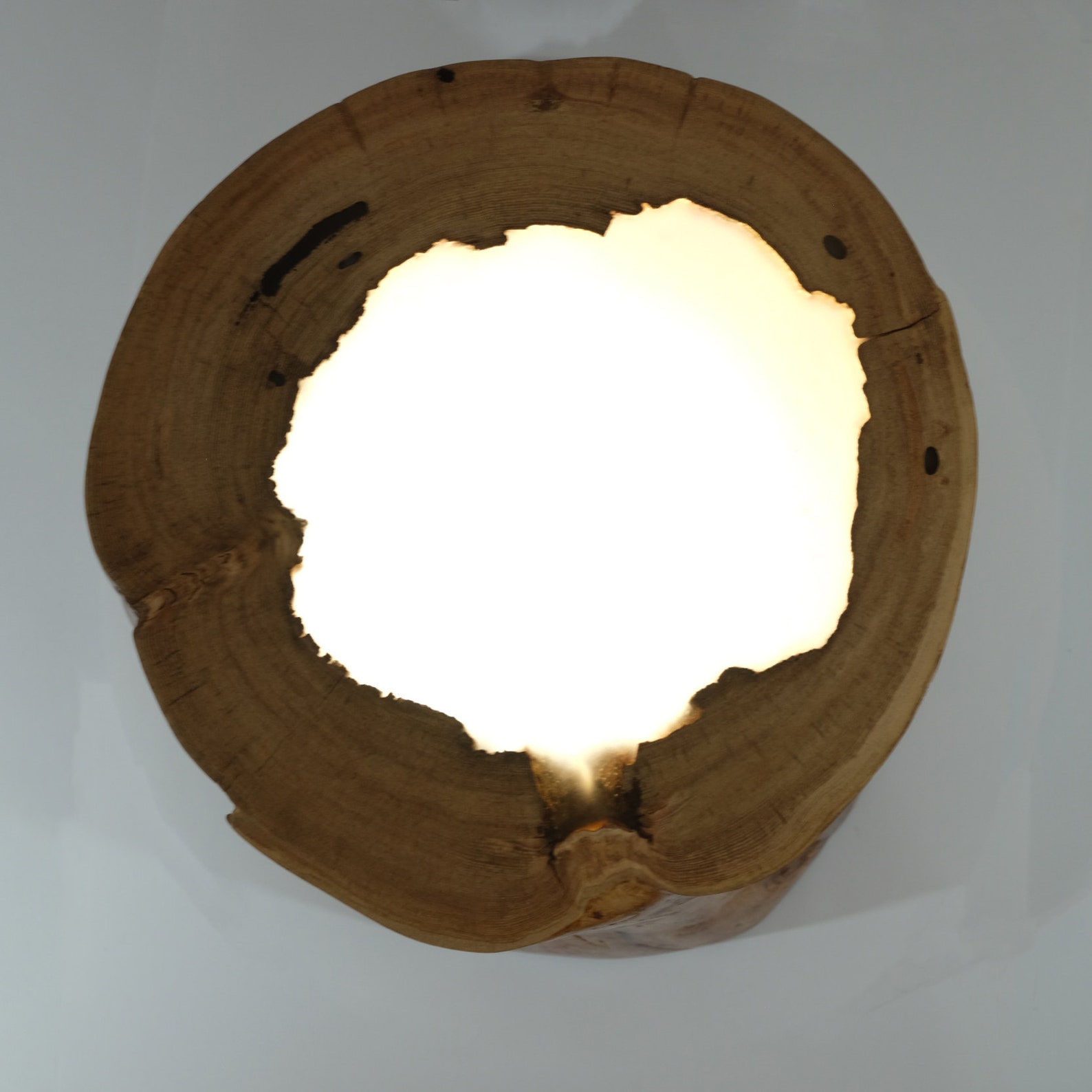 Wood Lamp With Epoxy Resin Made in a Chestnut Trunk. Epoxy - Etsy