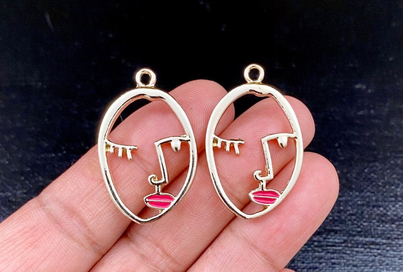 Colored Lips Face Charms Vintage Design Artistic Wire Abstract - Etsy