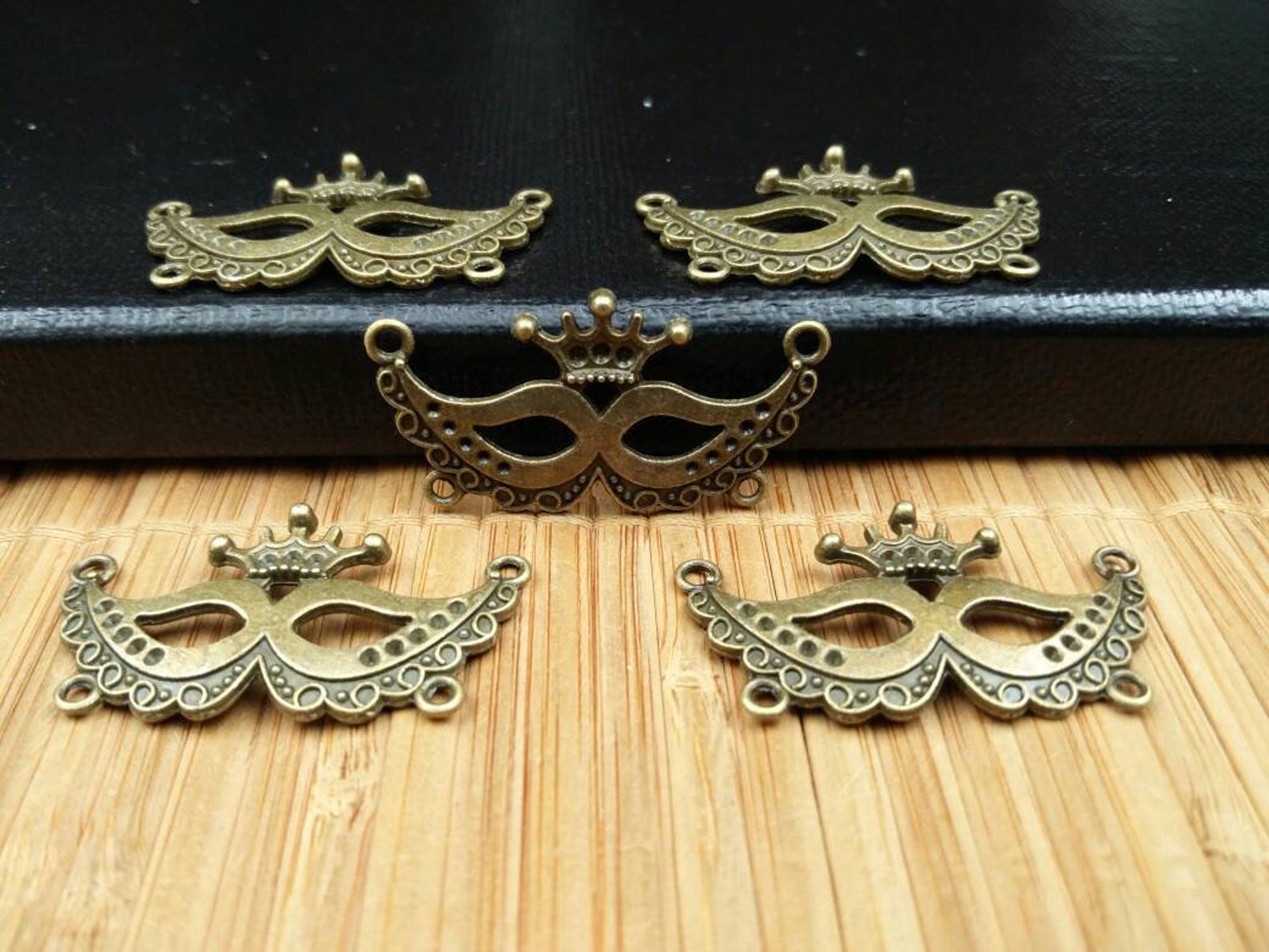 Face Mask Connector Charms Vintage Design Antique Style Bronze Lady ...