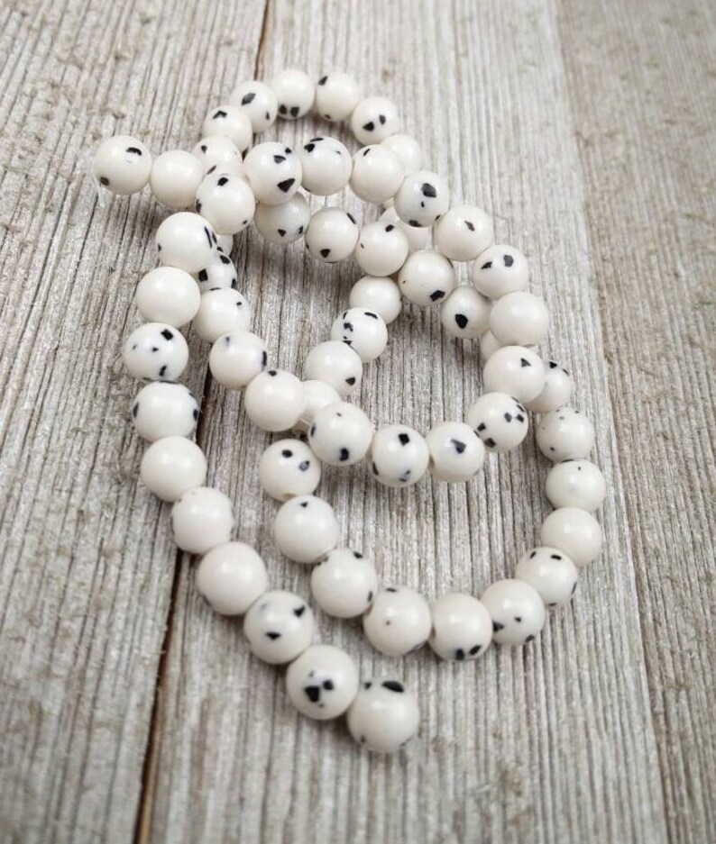 Dalmatian Beads 6mm 8mm 10mm 12mm Round White Mashan Candy - Etsy