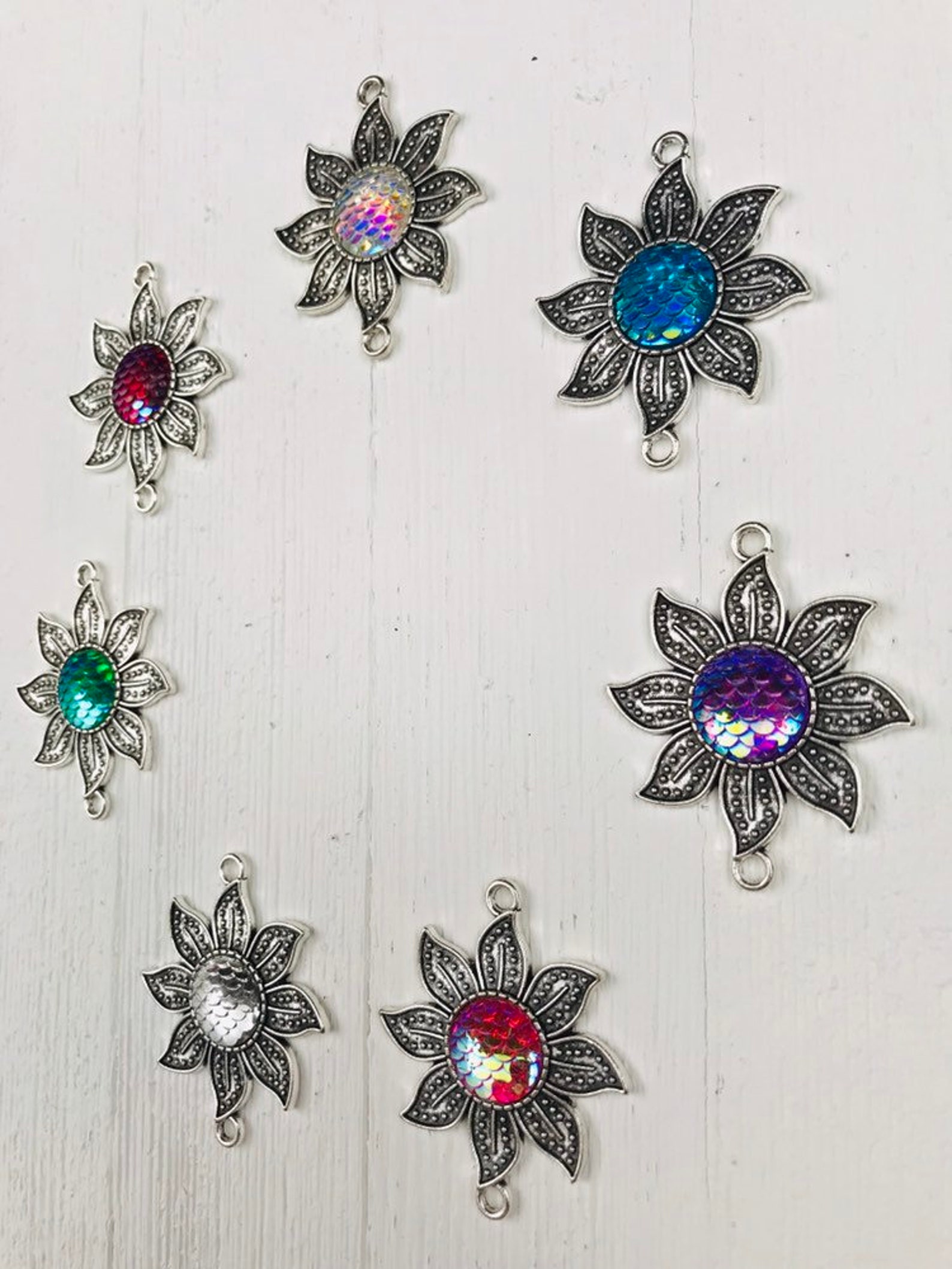 ONE Mermaid Scale Floral Connector Snake Skin Fish Scales Dragon Skin ...