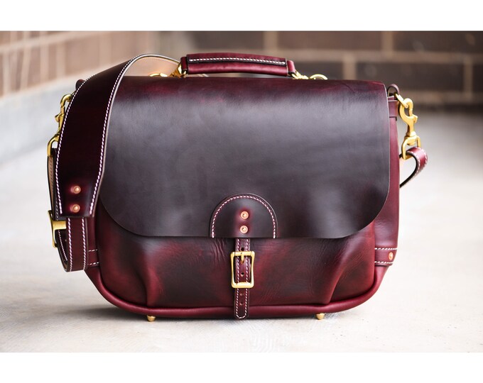 Handmade 16" Horween Color 8 Chromexcel Leather Mailbag - Etsy