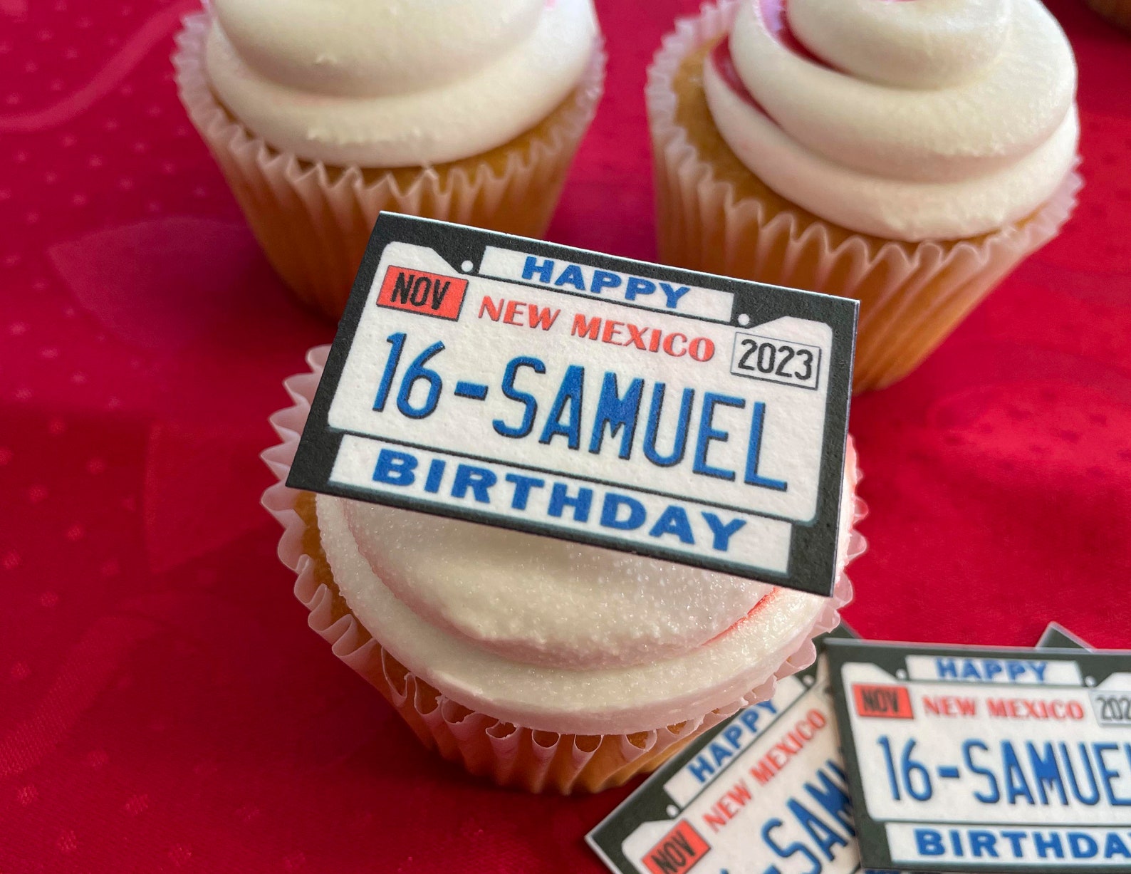 20 Custom License Plates Edible Images. Miniature Sweet 16 Cupcake ...