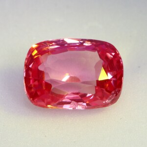 1.02 Ct Incredible Fluorescent Color Change Spinel From Burma - Etsy