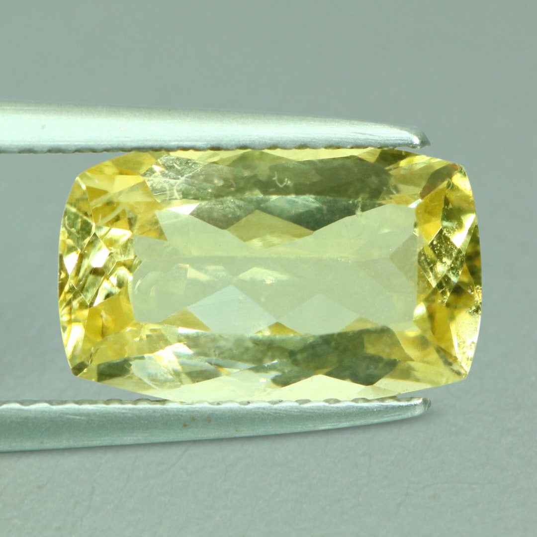 3.81 Ct Astonishing Fire 100 % Natural Brazilian Yellow Beryl Gemstone ...